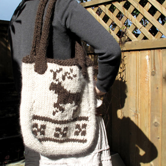 canadian tote {knitting pattern} – The Crafty Jackalope